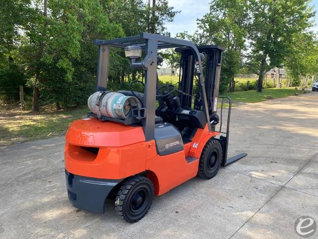 2006 LP Gas Toyota 7FGU25 Pneumatic Tire 4 Wheel Sit Down