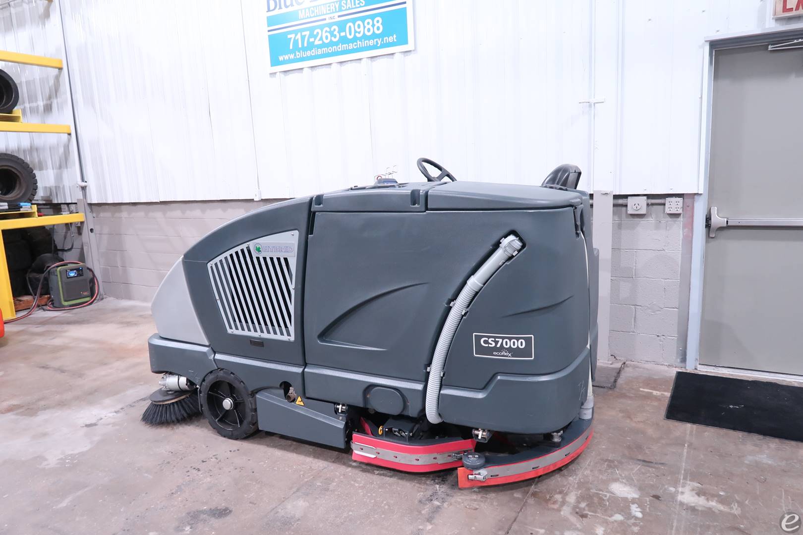 2014 LP Gas Advance Rider Sweeper/Scrubbers | Eliftruck