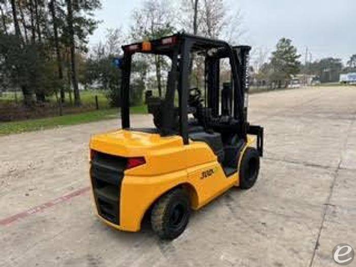 2019 Diesel Hyundai 30D-9 Pneumatic Tire 4 Wheel Sit Down
