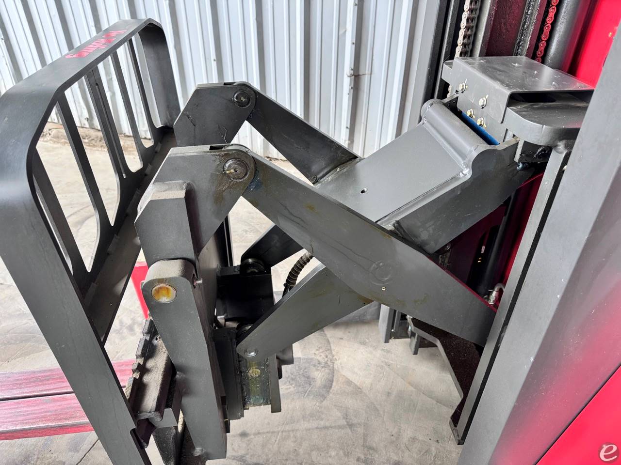 2016 Electric Raymond Reach Trucks 750-R45TT - 123Forklift