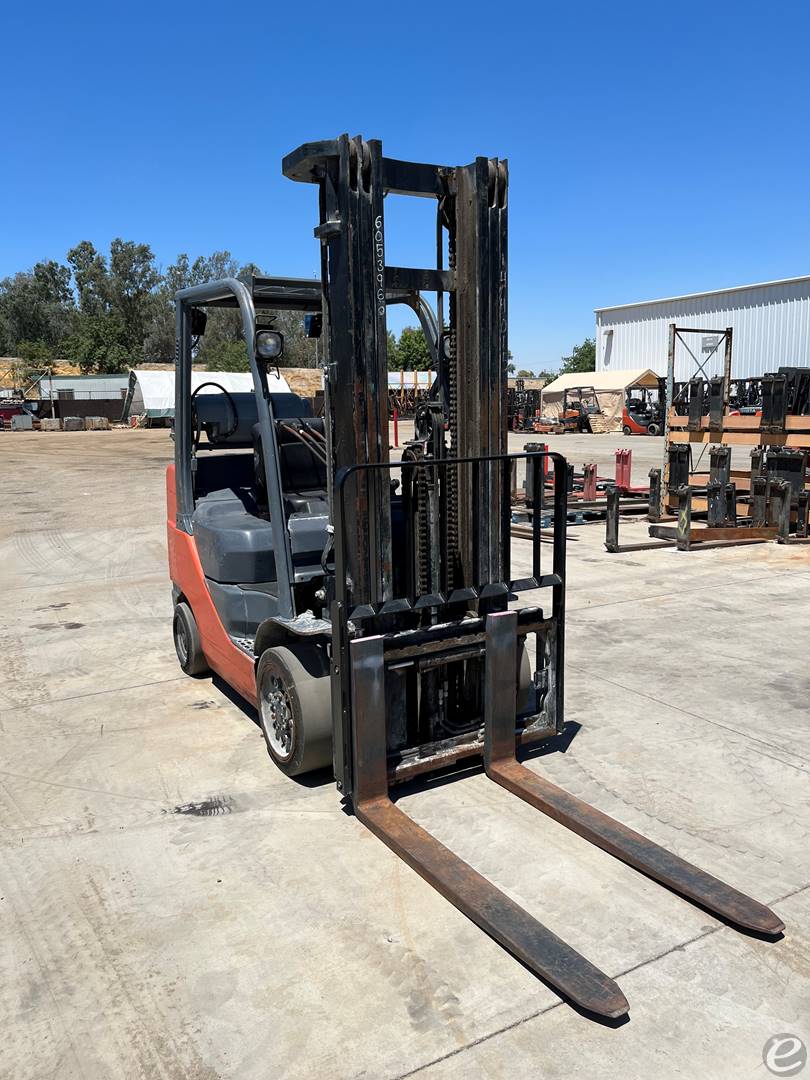 2015 LP Gas Toyota Sit Down Rider 8FGCU30 - 123Forklift