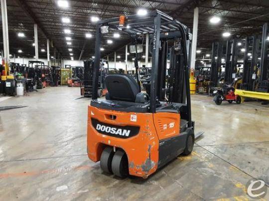 2019 Electric Doosan B15T-7 Electric 3 Wheel Sit Down