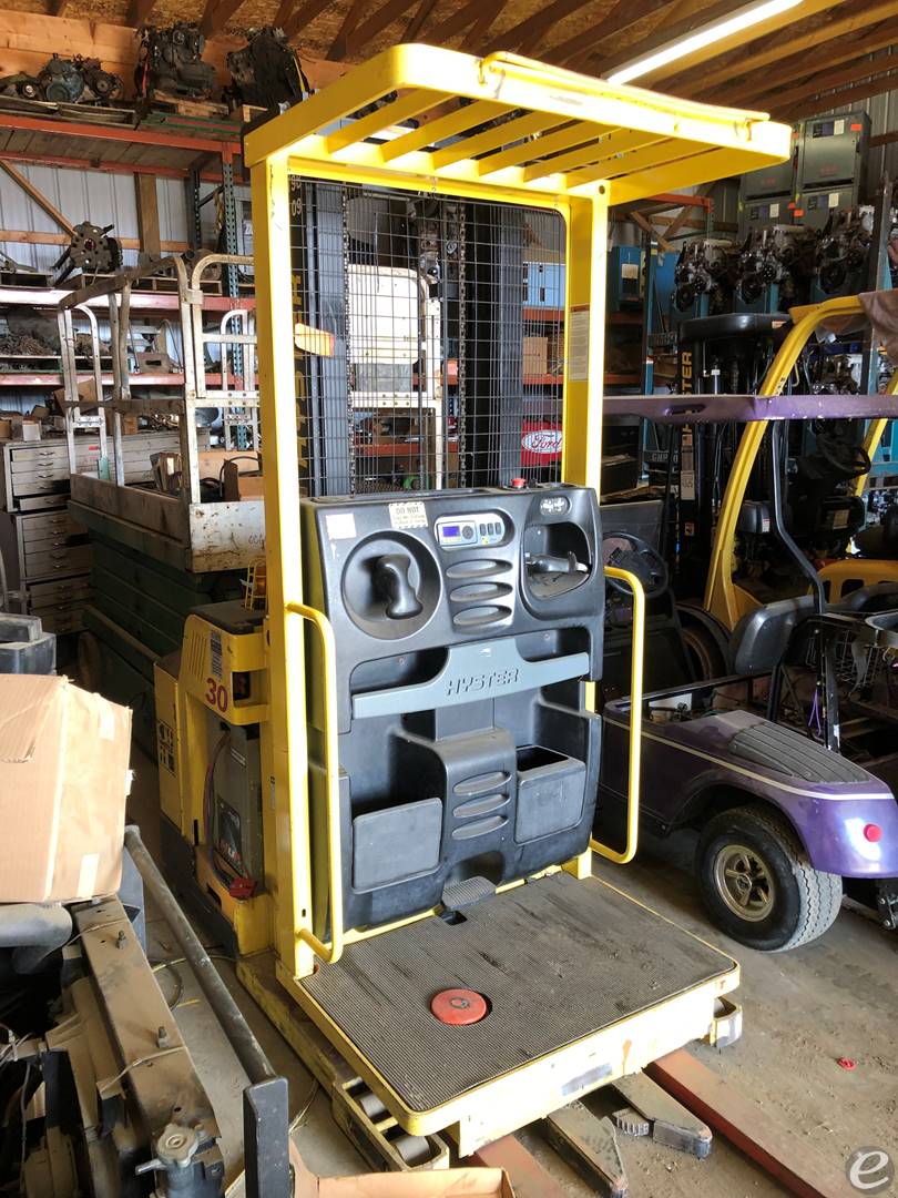 2014 Electric Hyster R30XMS3 Electric Order Picker