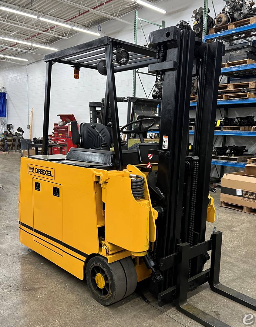 1999 Electric Drexel SLT30 Electric Man Down Swing Reach Turret