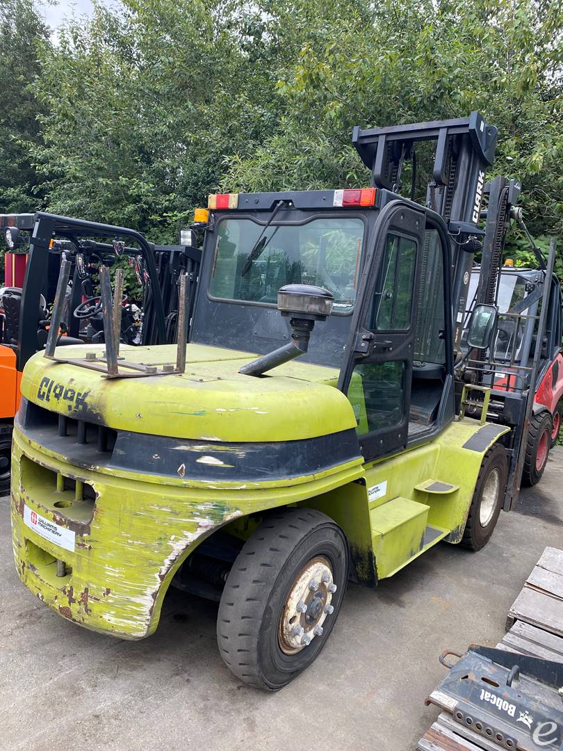 2017 LP Gas Clark C70 Pneumatic Tire 4 Wheel Sit Down