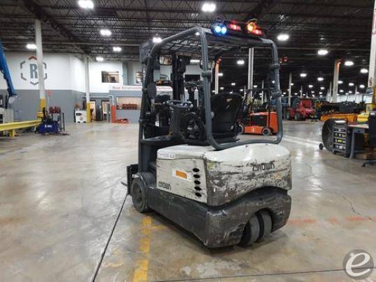 2016 Electric Crown SC5245-40 Electric 3 Wheel Sit Down