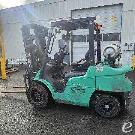 2022 LP Gas Mitsubishi FG30N Pneumatic Tire 4 Wheel Sit Down