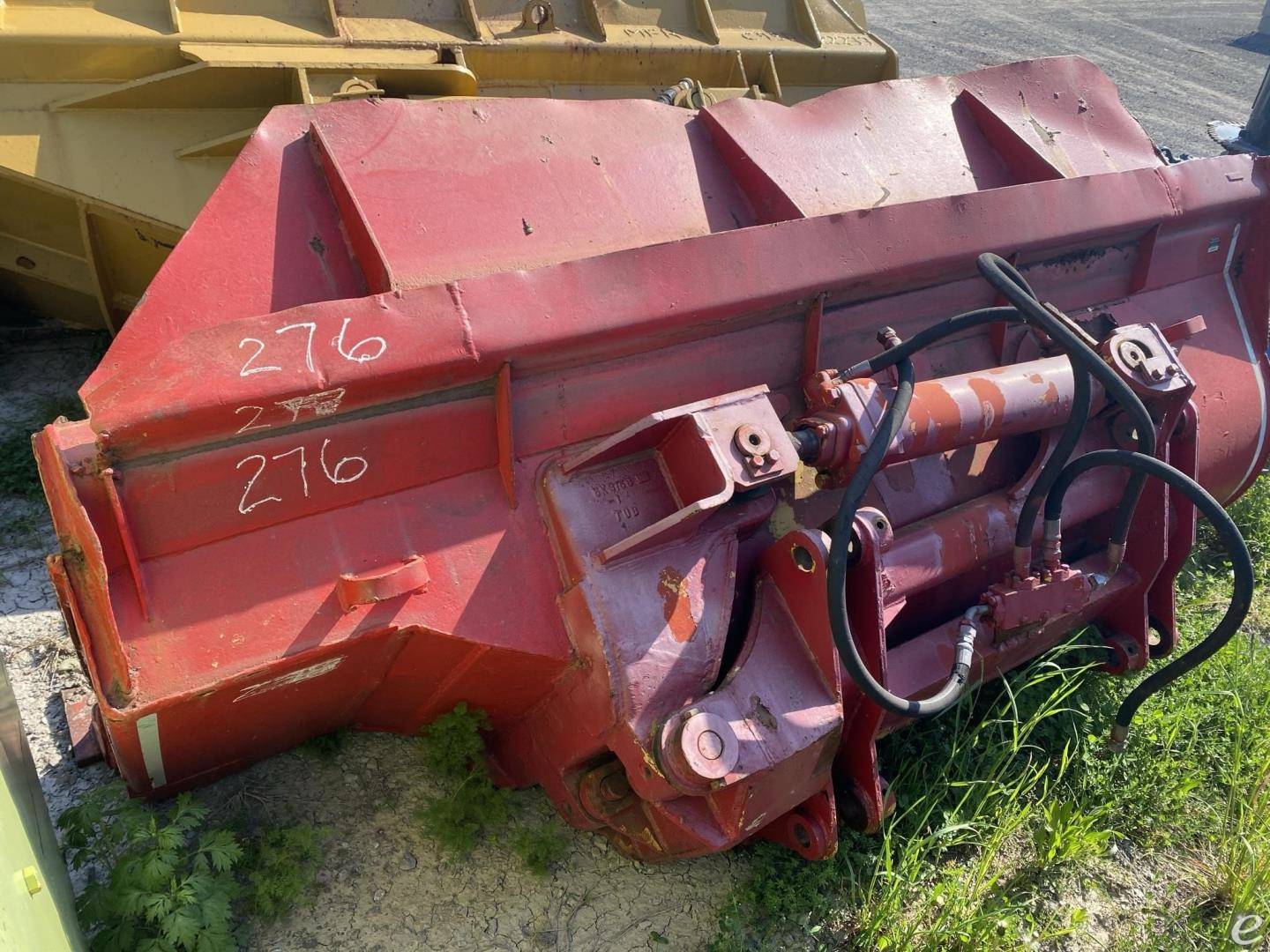 Cat SIDE DUMP BUCKET Earth Moving and Construction