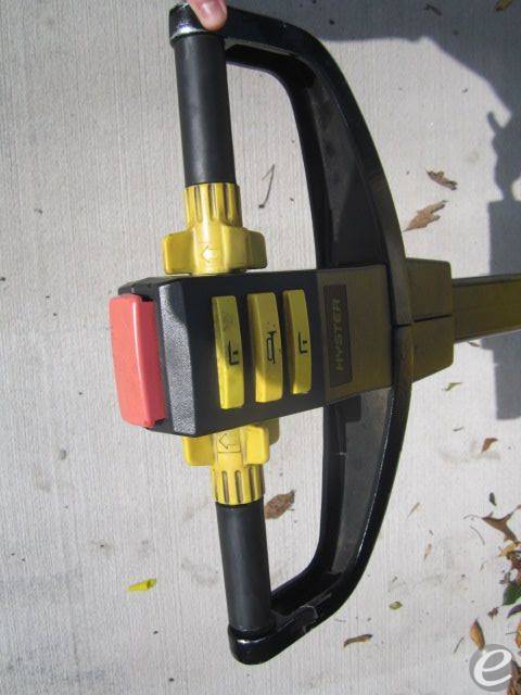 2000 Electric Hyster W30XTC Electric Walkie Counterbalanced Stacker