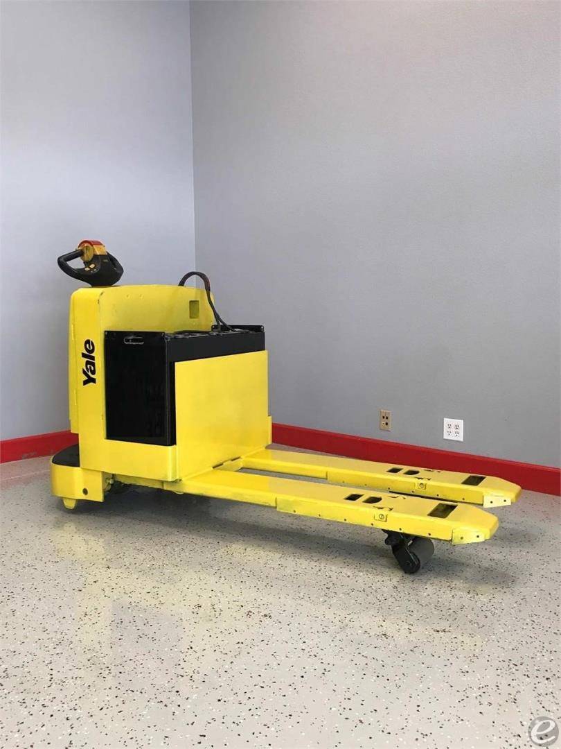 2013 Electric Yale Forklifts MPW060E - 123Forklift