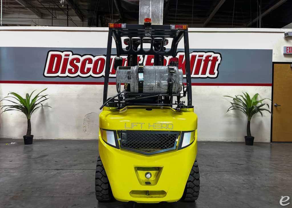 2023 LP Gas Lift Hero Pneumatic Tire 4 Wheel Sit Down | Eliftruck