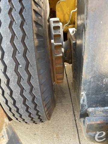 1980 Diesel Cat DP90 Pneumatic Tire 4 Wheel Sit Down