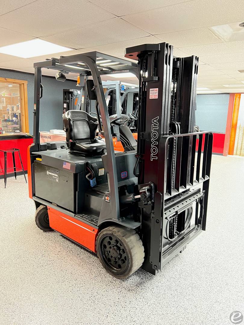 2017 Electric Toyota 8FBCU32 Cushion Tire 4 Wheel Sit Down (Indoor ...