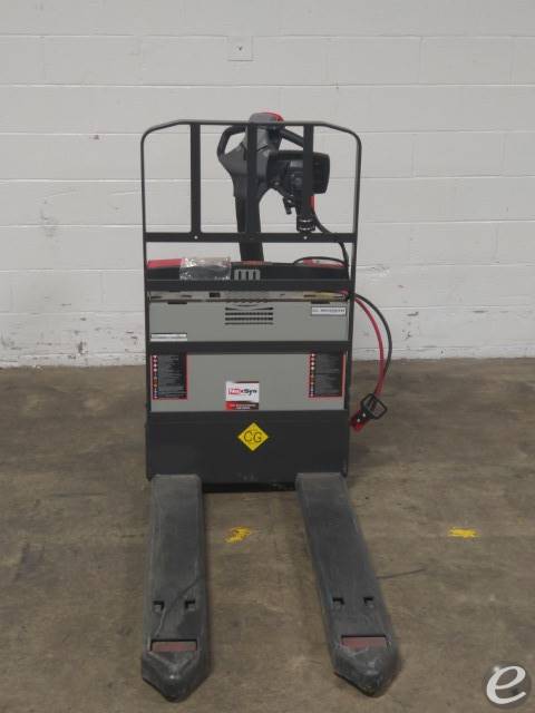 2016 Electric Raymond 8210 Electric Walkie Pallet Jack