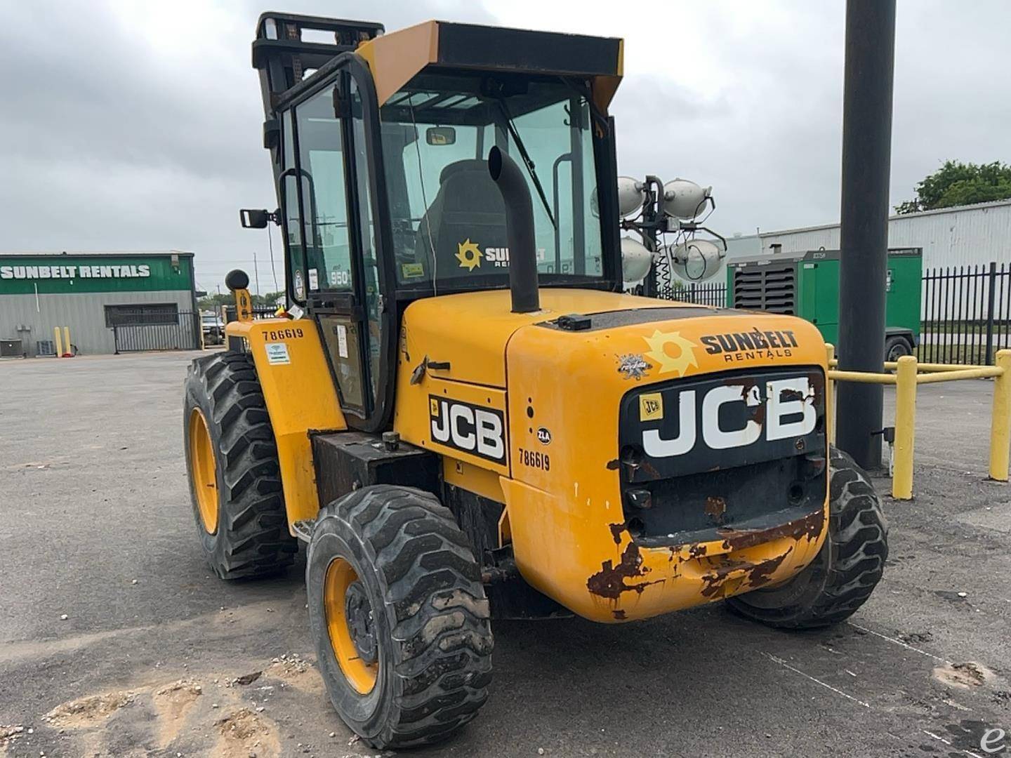 2015 Diesel JCB 950 Rough Terrain (Vertical Mast)