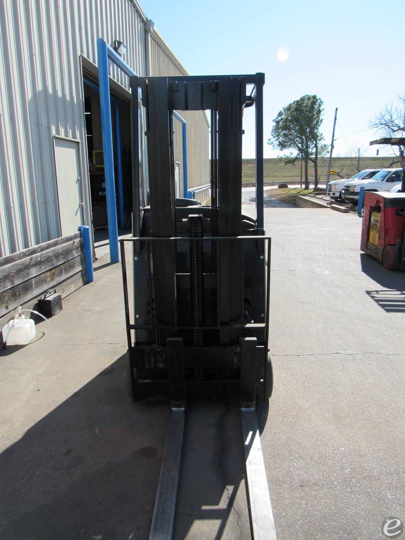 2004 Electric Crown RC3000 Electric Stand Up End Control (Docker)