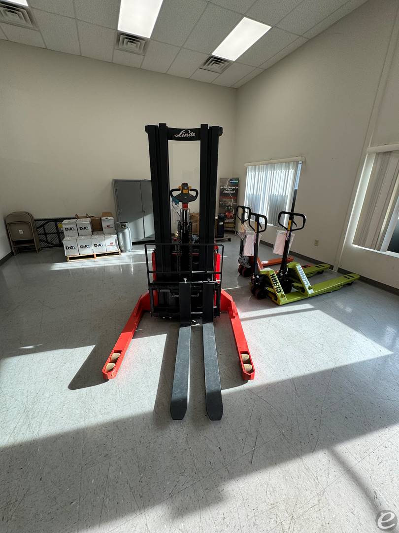 2023 Electric Linde Electric Walkie Straddle Stacker | Eliftruck