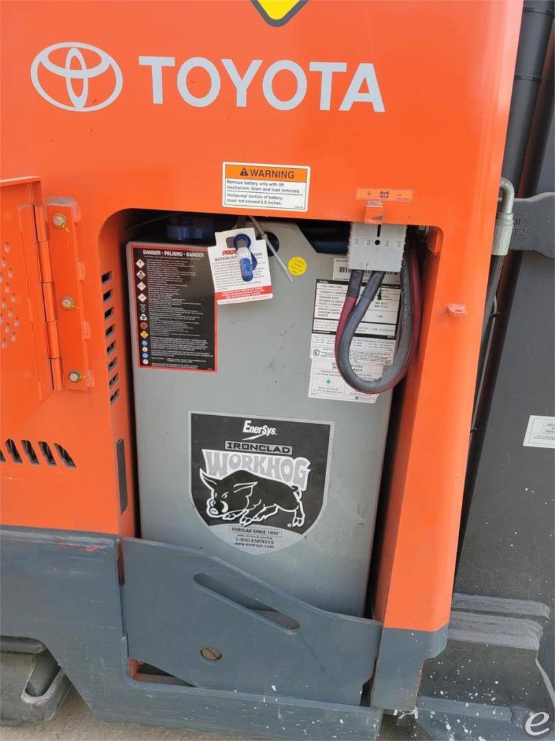 2019 Electric Toyota 9BDRU15 Electric Narrow Aisle Double Reach