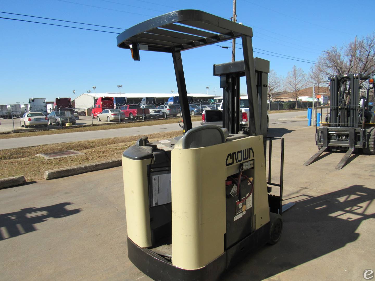 2004 Electric Crown RC3000 Electric Stand Up End Control (Docker)