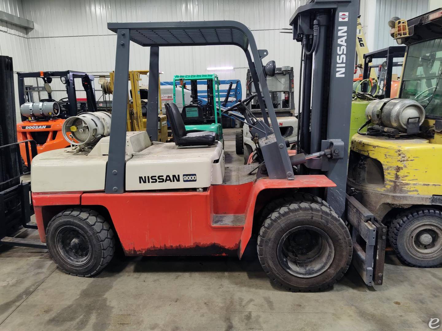 1987 Nissan P90 Pneumatic Tire 4 Wheel Sit Down
