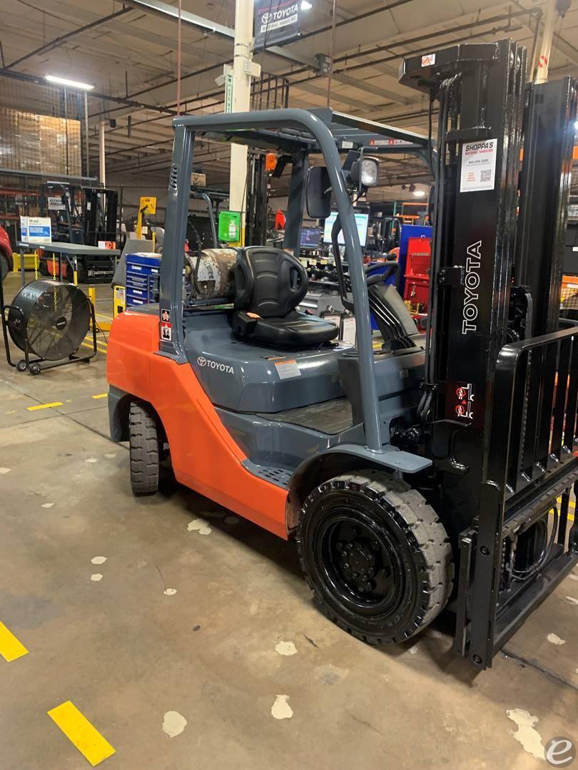 2018 LP Gas Toyota Sit Down Rider 8FGU32 - 123Forklift