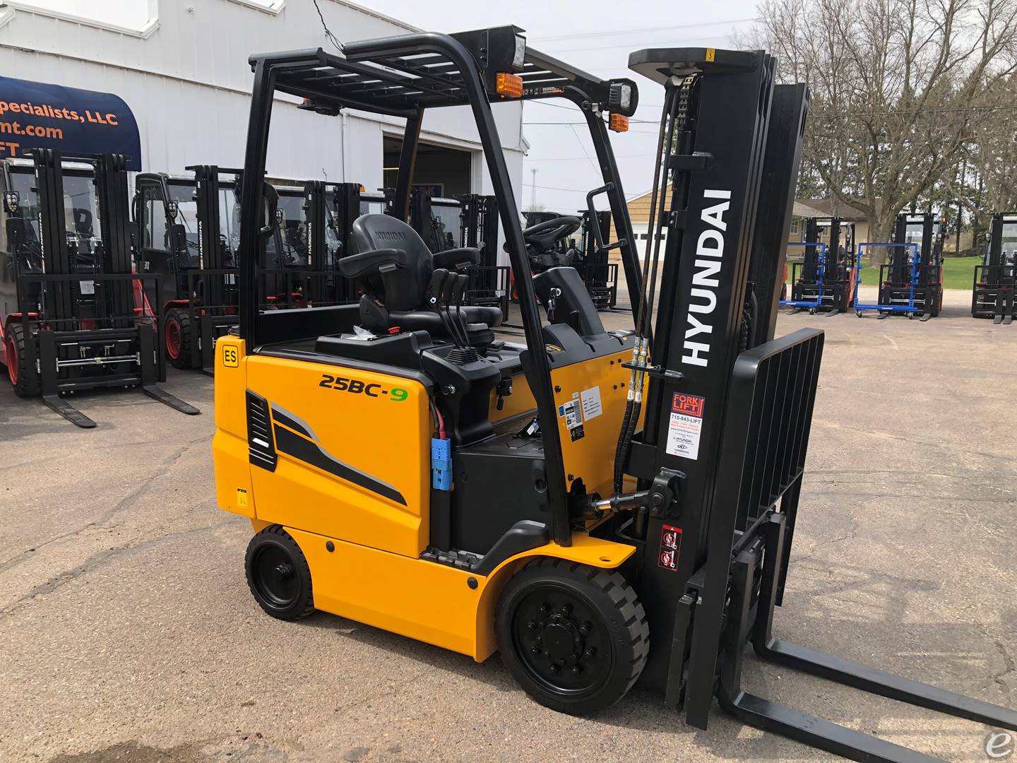 2022 Electric Hyundai 25BC-9 Pneumatic Tire 4 Wheel Sit Down