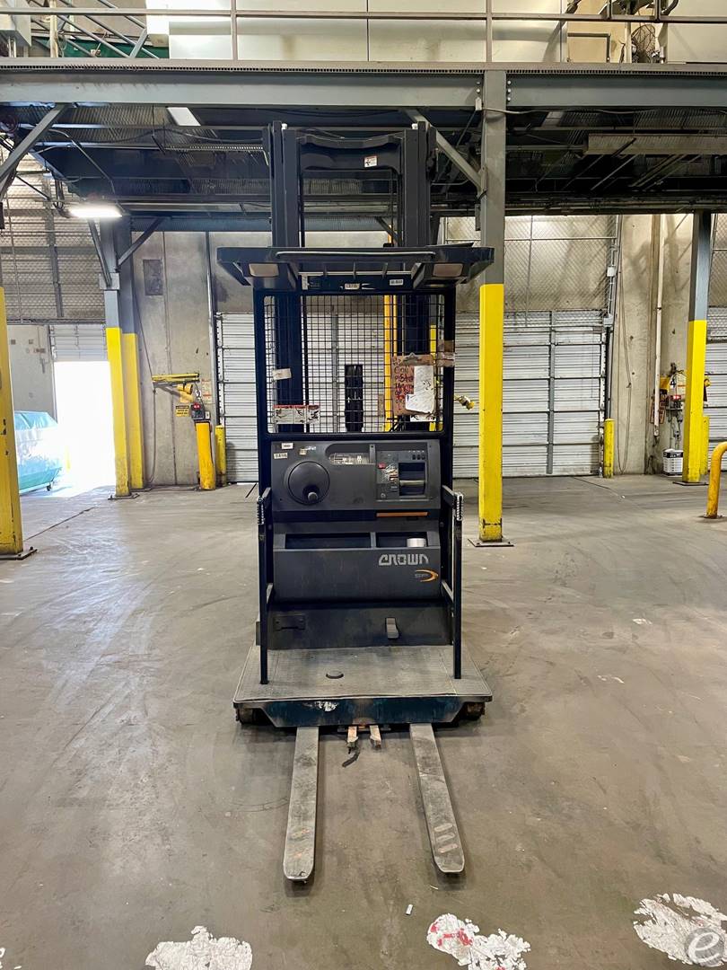 2014 Electric Crown SP3520-30 Electric Order Picker