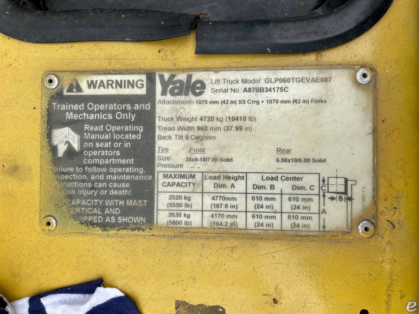 2005 LP Gas Yale GLP060TG Pneumatic Tire 4 Wheel Sit Down