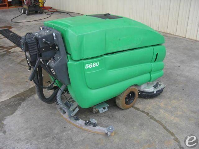 2015 Tennant 5680 Walk Behind Scrubber