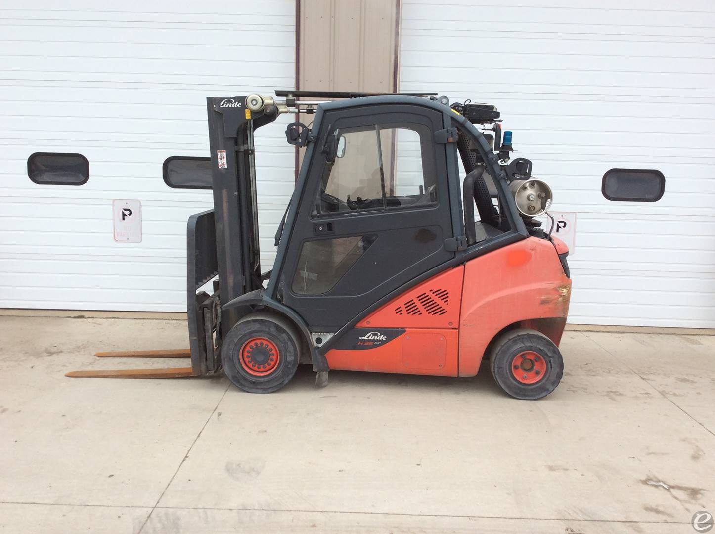 2018 LP Gas Linde H35T Pneumatic Tire 4 Wheel Sit Down