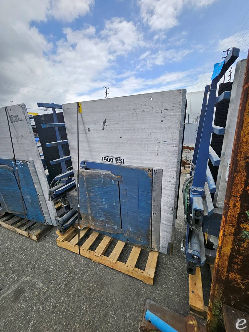 2019 Rightline LC35H-B7-3B-AP Carton Clamps