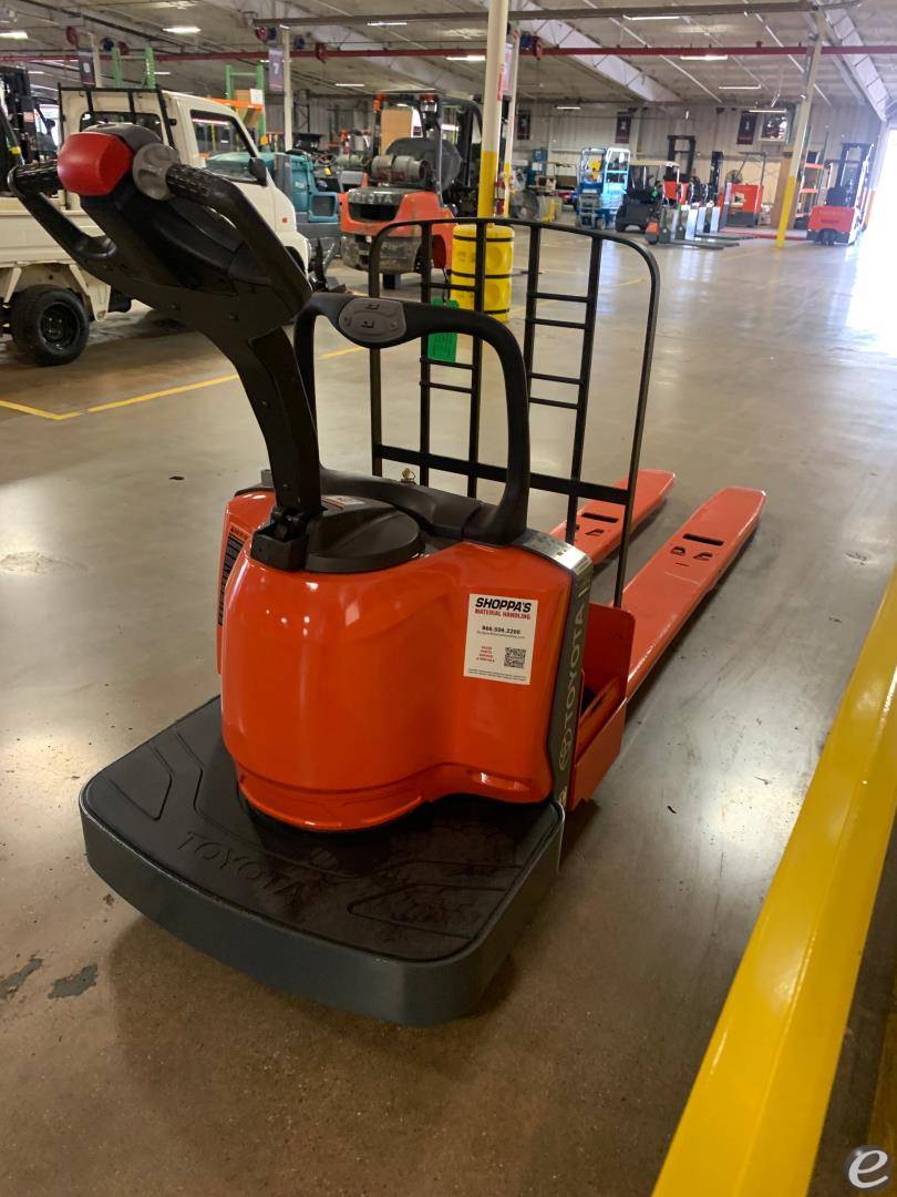2008 Electric Toyota 8HBE40 Electric Walkie/Rider Pallet Jack