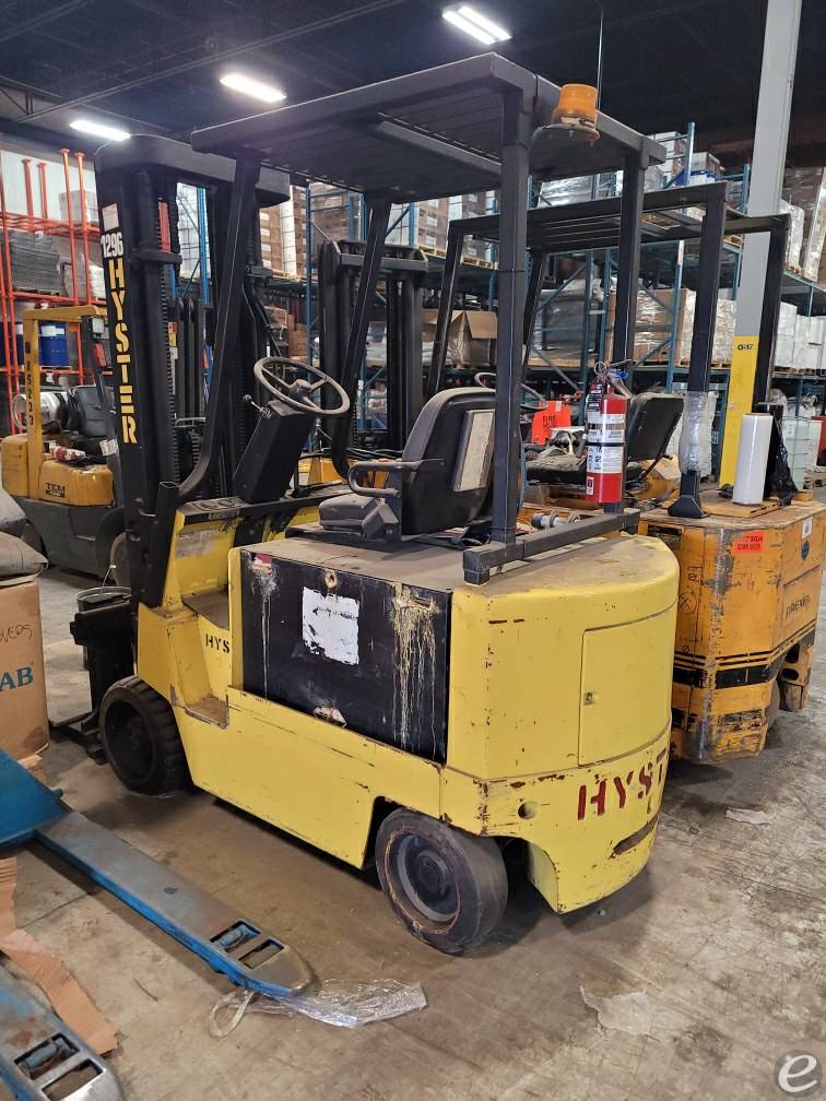 Electric Hyster E60XL-33 Electric 4 Wheel Sit Down