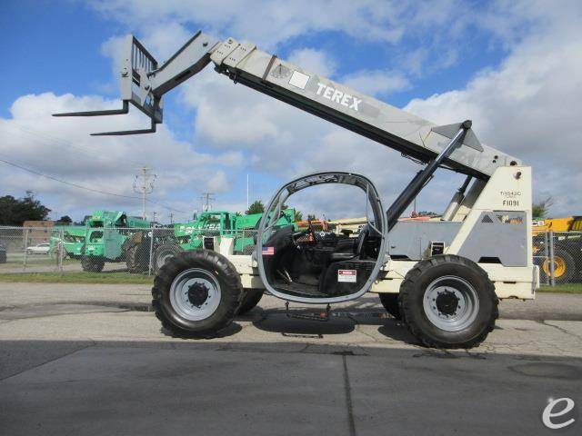 2005 Diesel Terex Telehandlers TH842C - 123Forklift