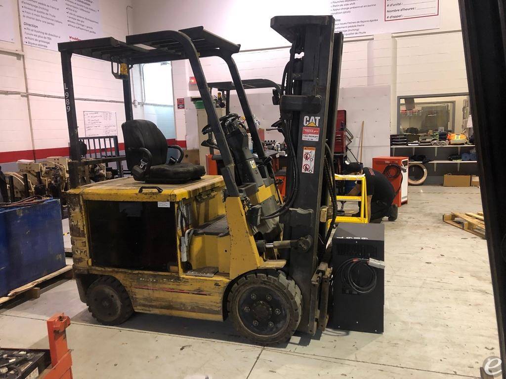 2001 Electric Cat 2EC25 Electric 4 Wheel Sit Down