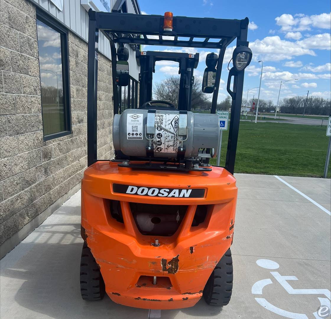 2018 LP Gas Doosan G25N-7 Pneumatic Tire 4 Wheel Sit Down