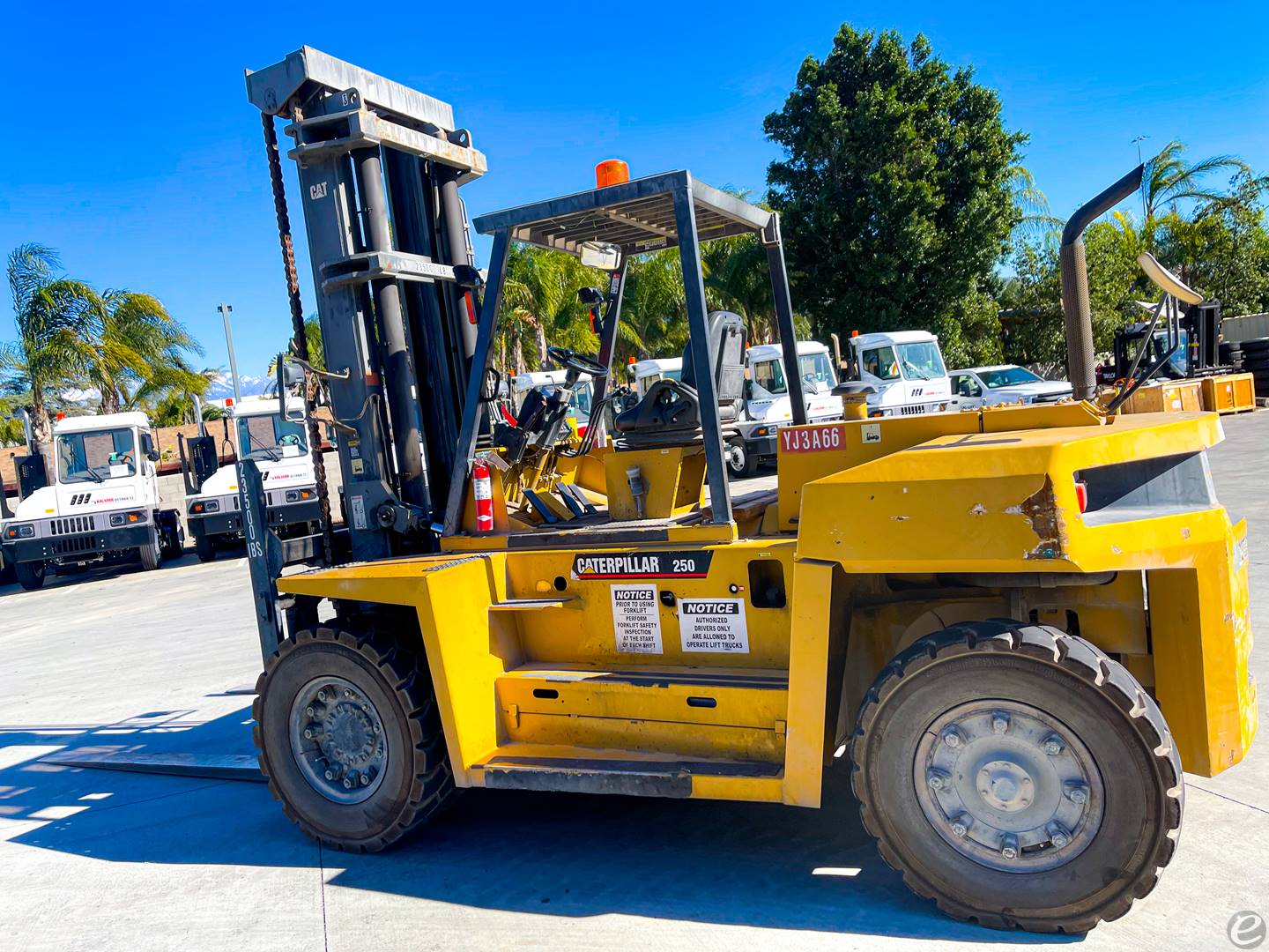 2006 Diesel Cat DP115 Pneumatic Tire 4 Wheel Sit Down