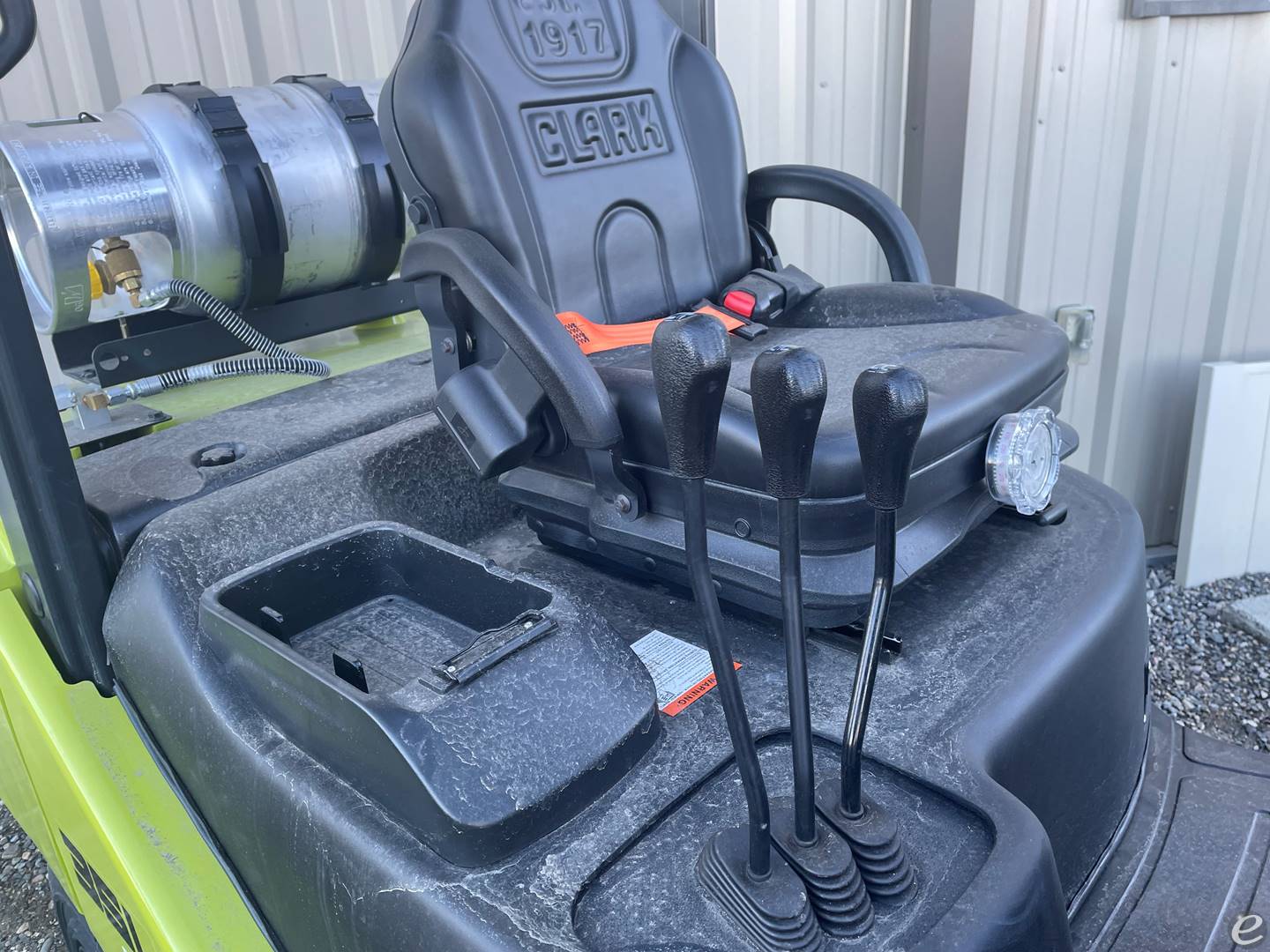 2023 LP Gas Clark Pneumatic Tire 4 Wheel Sit Down | Eliftruck