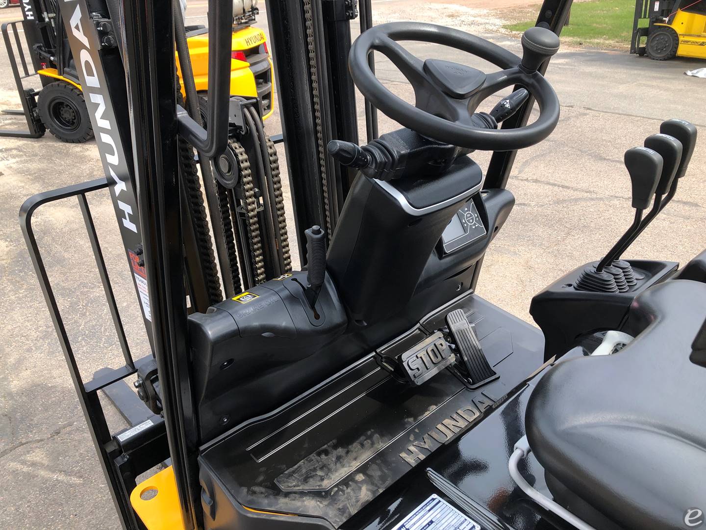 2022 Electric Hyundai 25BC-9 Pneumatic Tire 4 Wheel Sit Down
