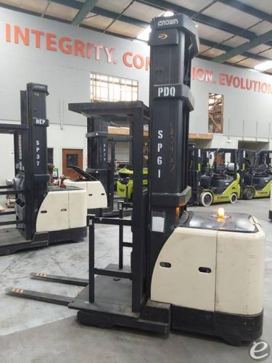 2017 Electric Crown SP3520-30 Electric Order Picker