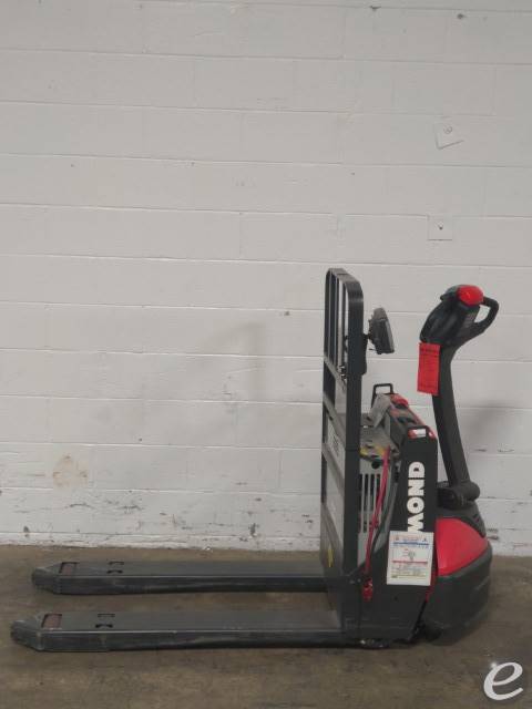 2016 Electric Raymond 8210 Electric Walkie Pallet Jack