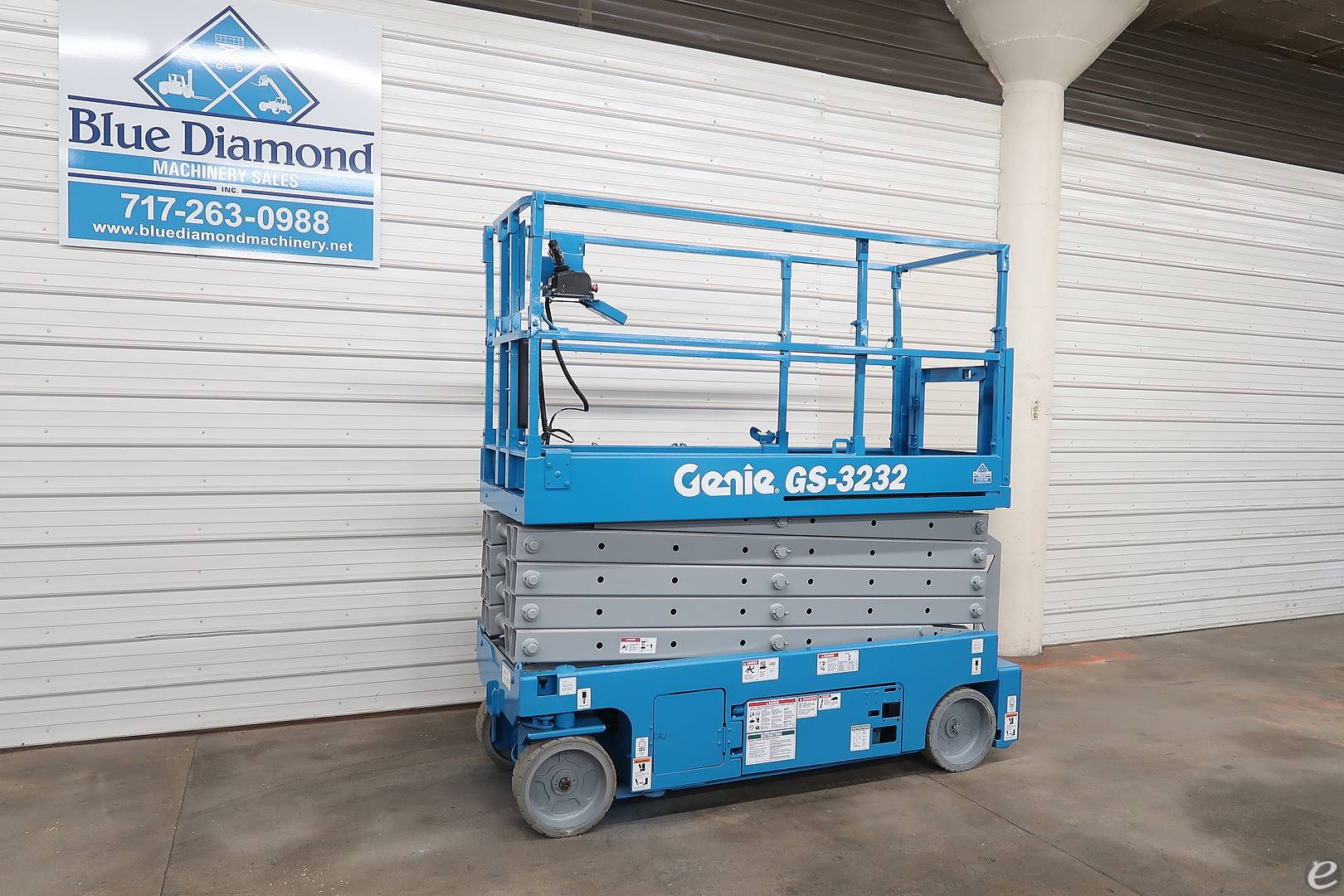 2011 Electric Genie Scissor Lifts GS3232 - 123Forklift