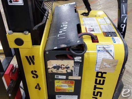 2017 Electric Hyster W30ZA2 Electric Walkie Straddle Stacker