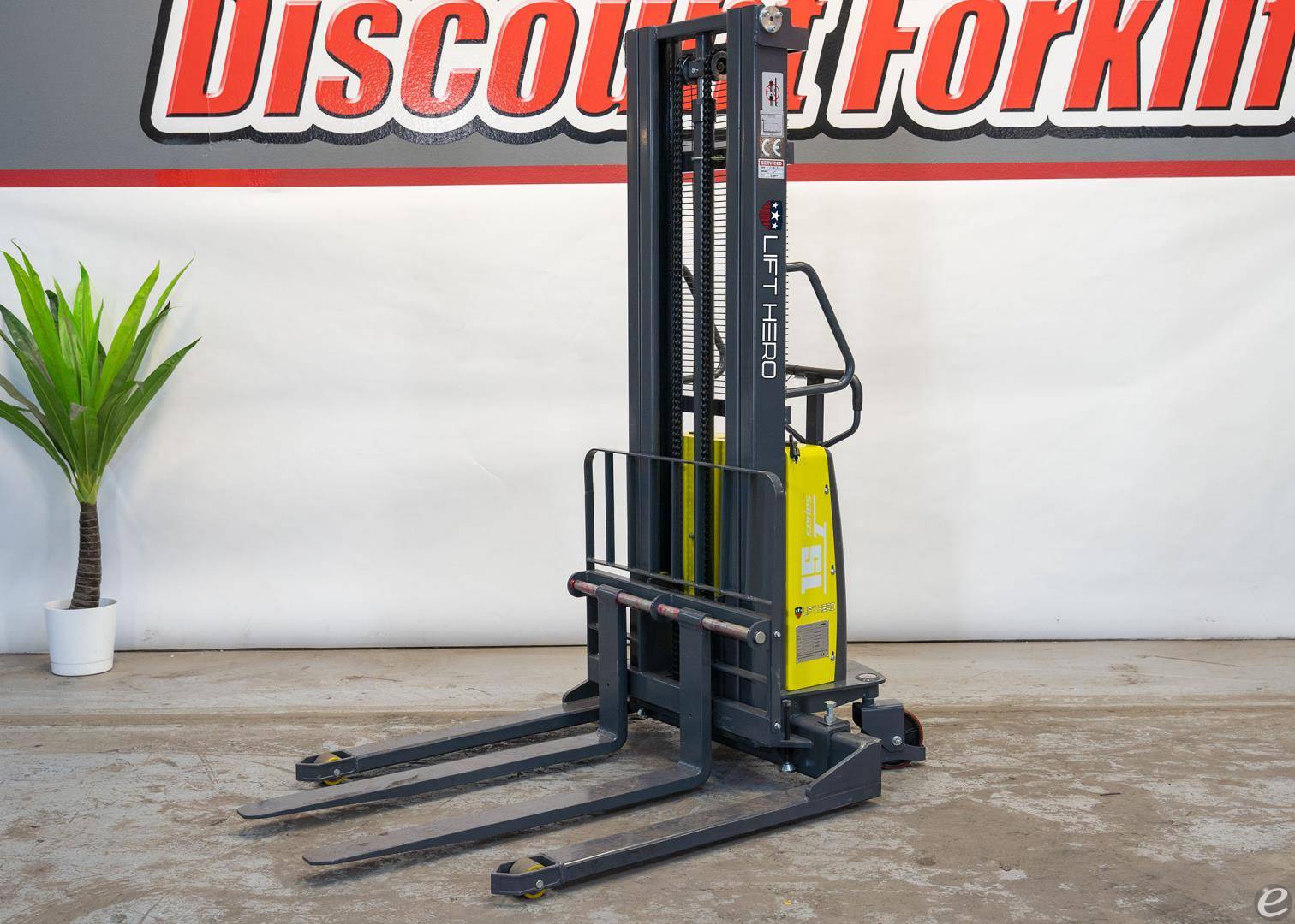 2023 Electric Lift Hero CDD15-E1CB