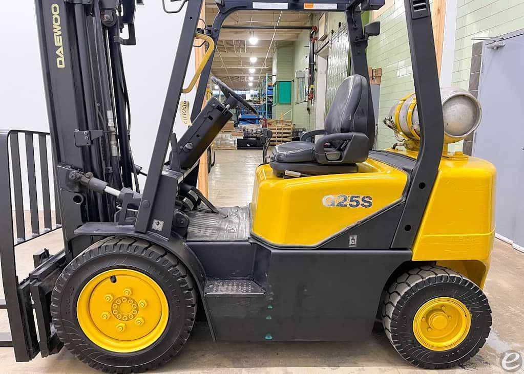 1999 LP Gas Daewoo Sit Down Rider G25S-3 - 123Forklift