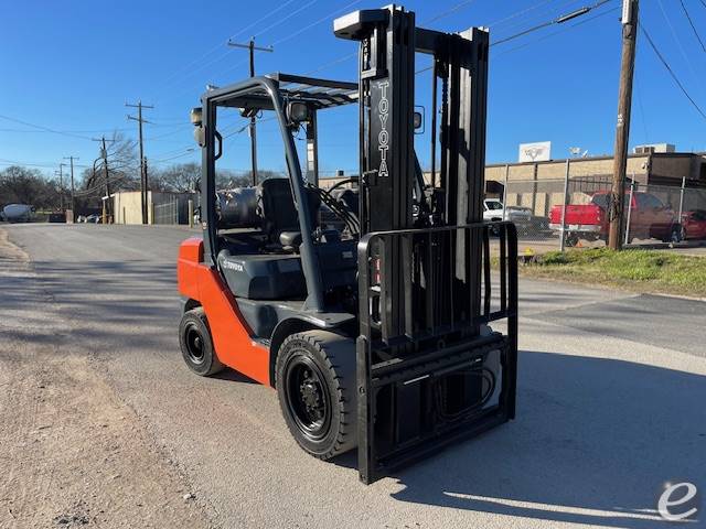 2018 LP Gas Toyota Pneumatic Tire 4 Wheel Sit Down | Eliftruck