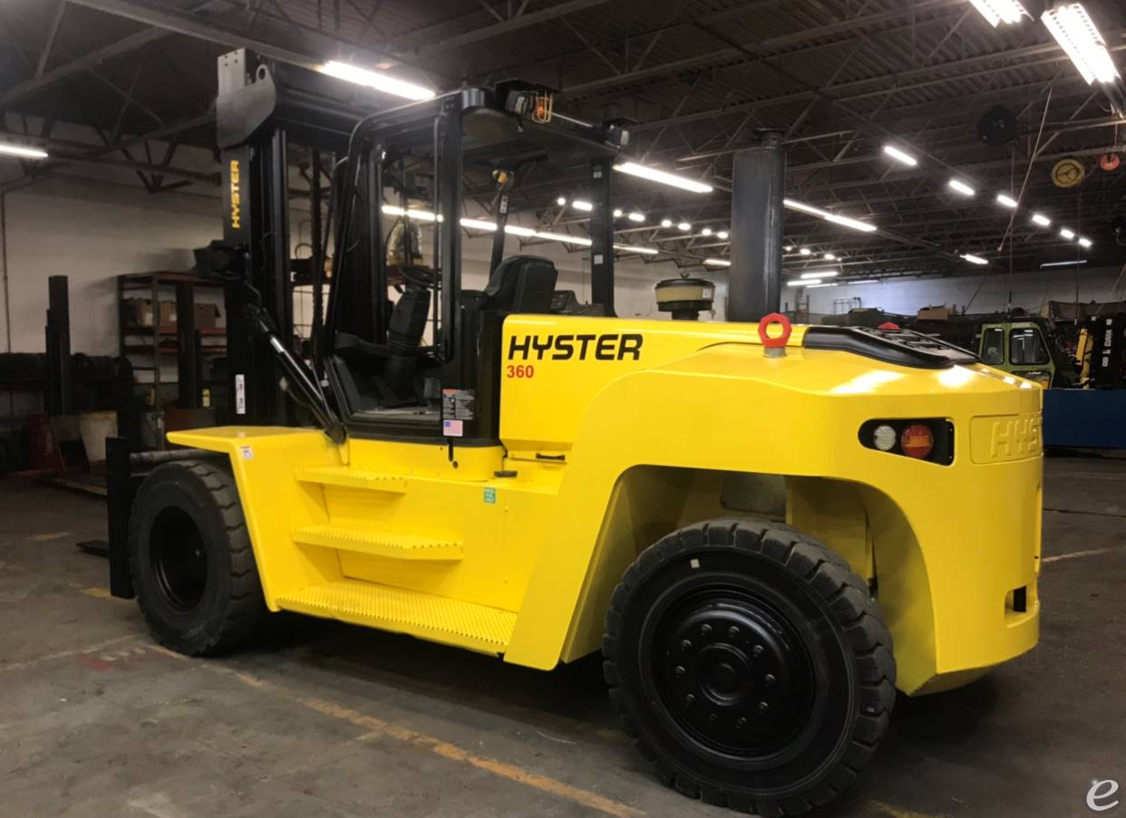 2007 Diesel Hyster H360HD Pneumatic Tire 4 Wheel Sit Down