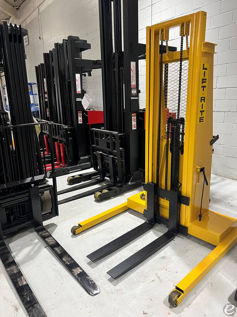 2012 Electric Lift-Rite Electric Walkie Straddle Stacker | Eliftruck