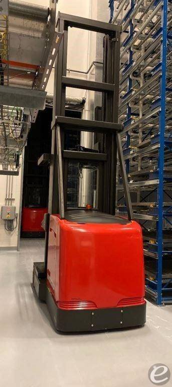 2007 Electric Raymond Electric Man Up Swing Reach Turret | Eliftruck