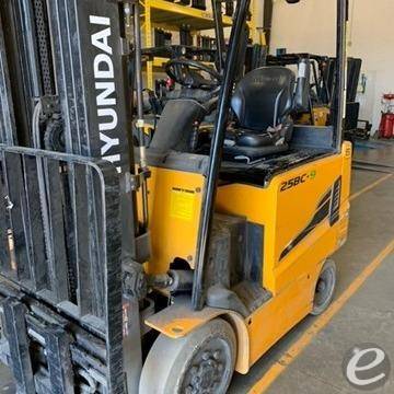 2018 Electric Hyundai 25BC-9 Electric 4 Wheel Sit Down